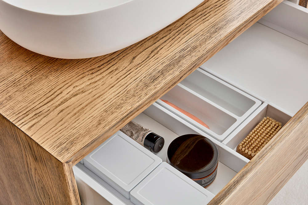 Baxter Slim Vanity | Loughlin Furniture