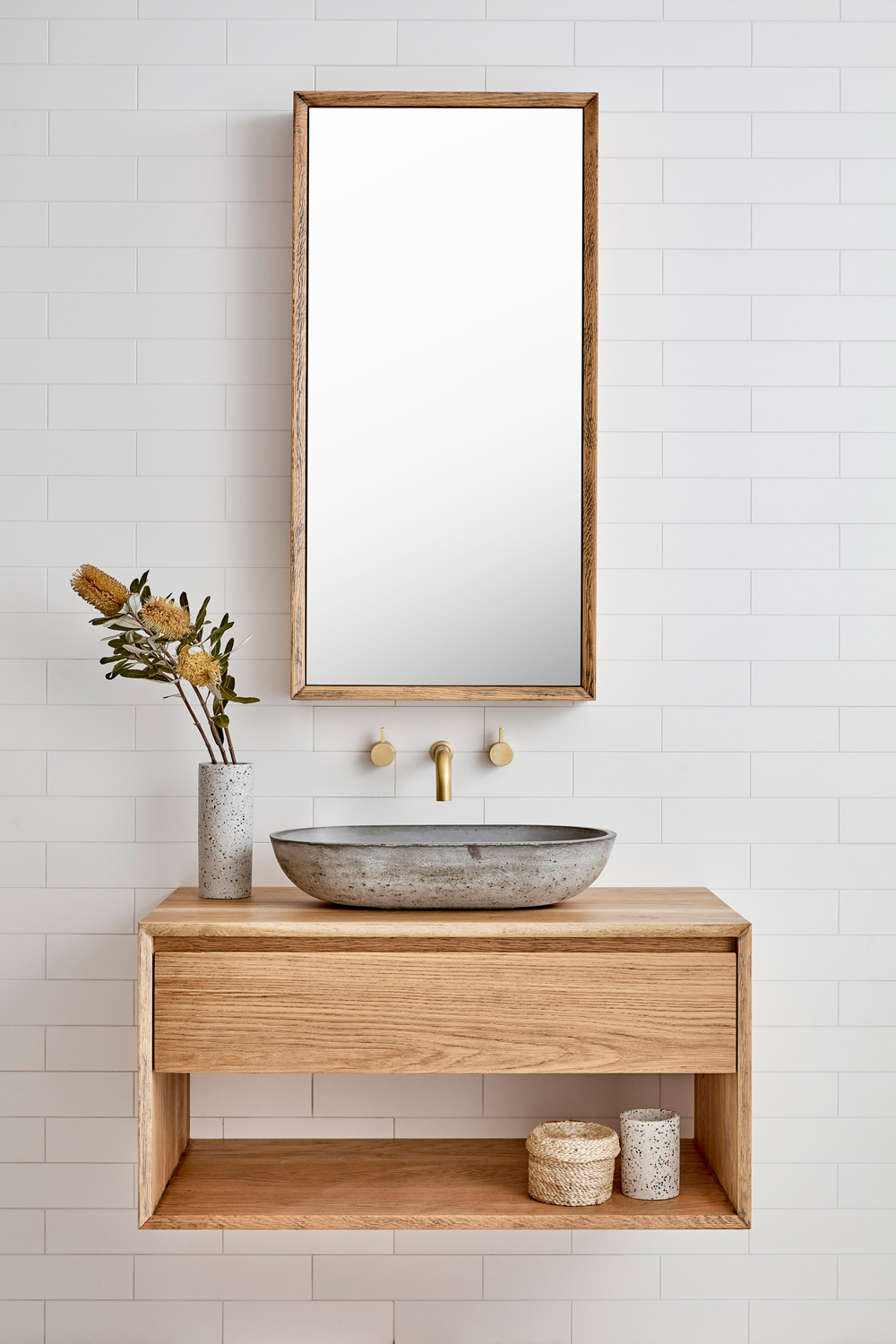 Baxter Vanity - Loughlin Furniture